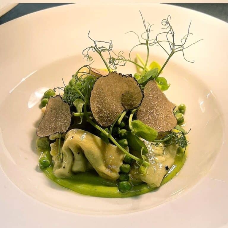Fresh Black Autumn Truffles - The Truffle Company