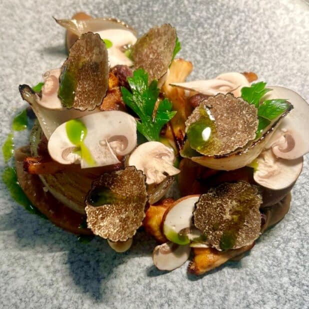 Fresh English Black Truffles - The Truffle Company